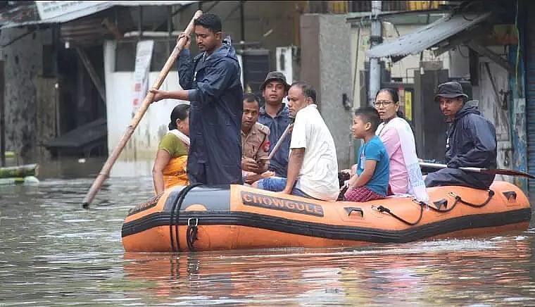 MHA Releases Rs 5858.60 Cr to 14 Flood-Affected States