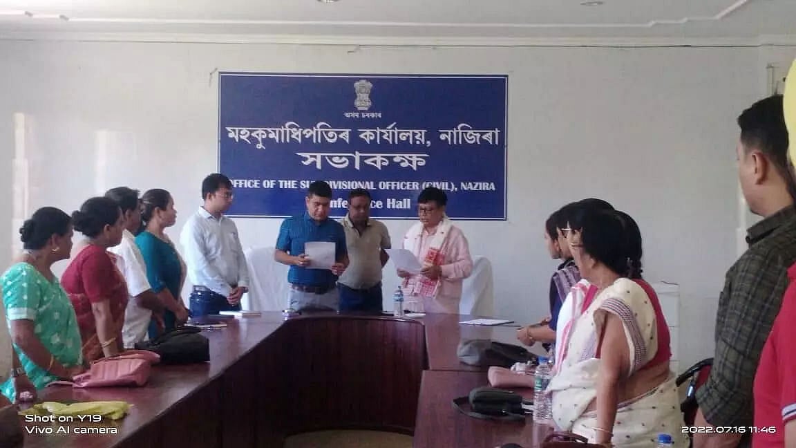 Debabrata Saikia takes oath as Ex-Officio member of Nazira & Simaluguri ...