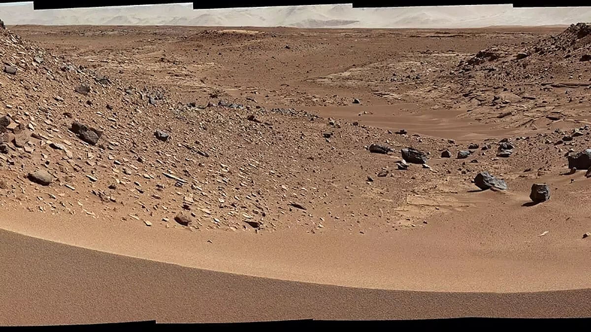 Mars has dark green landscape too, discovers NASA rover
