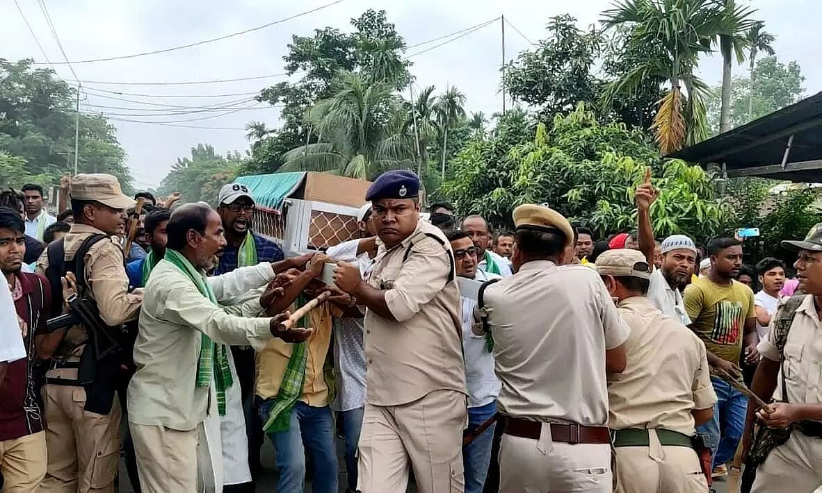 Assam: Protesters Carries Dead Body, Blocks NH 17 After Man Killed in ...