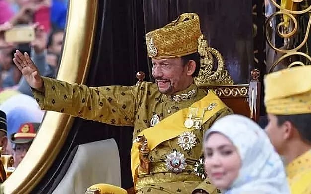Sultan of Brunei Hassanal Bolkiah becomes longest-serving living ...