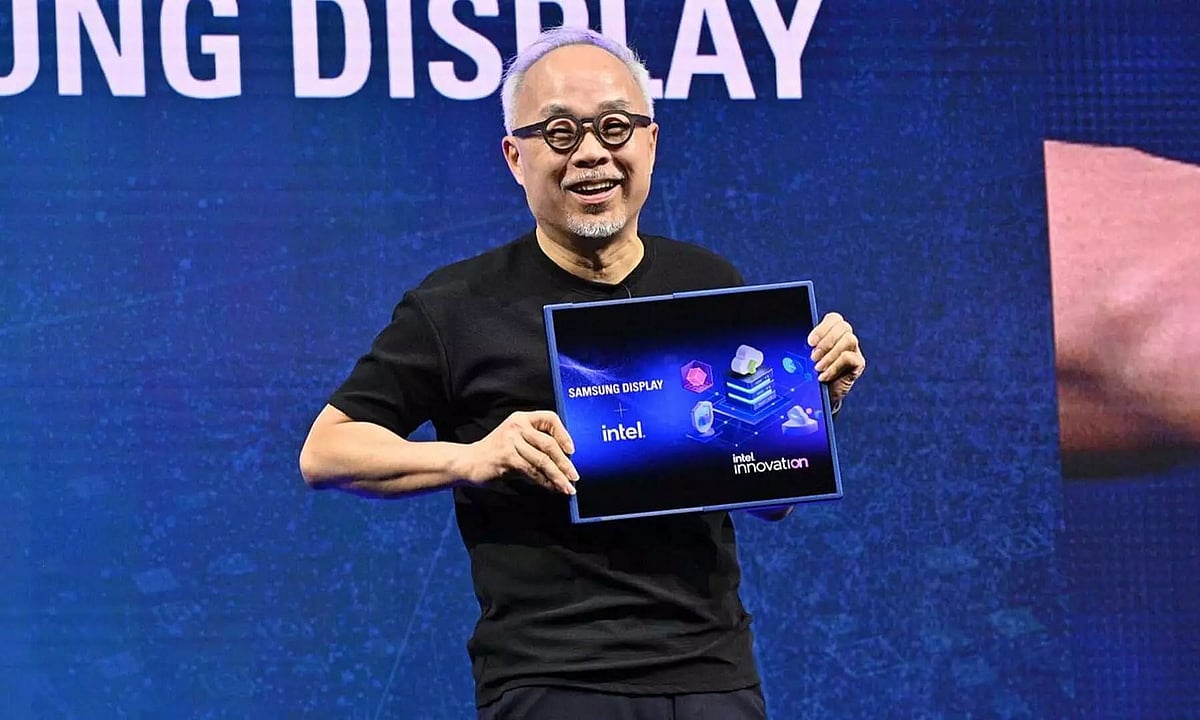 Samsung, Intel showcase world's first 'slidable' PC