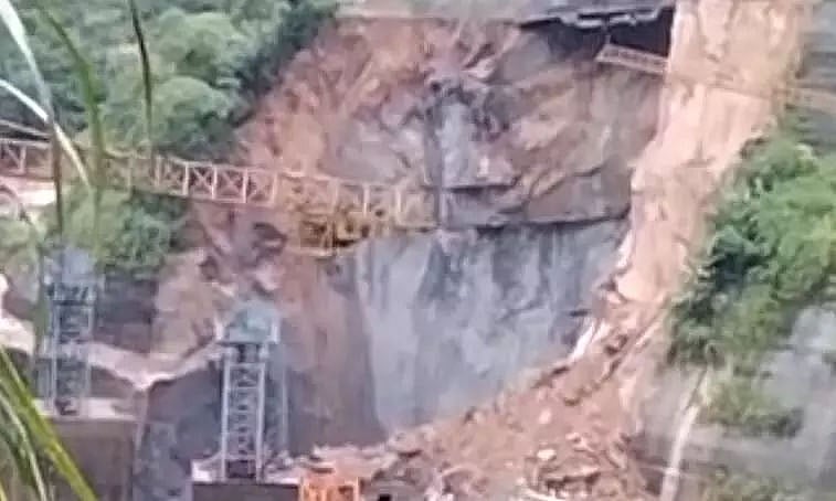 Massive landslide continues at Lower Subansiri project