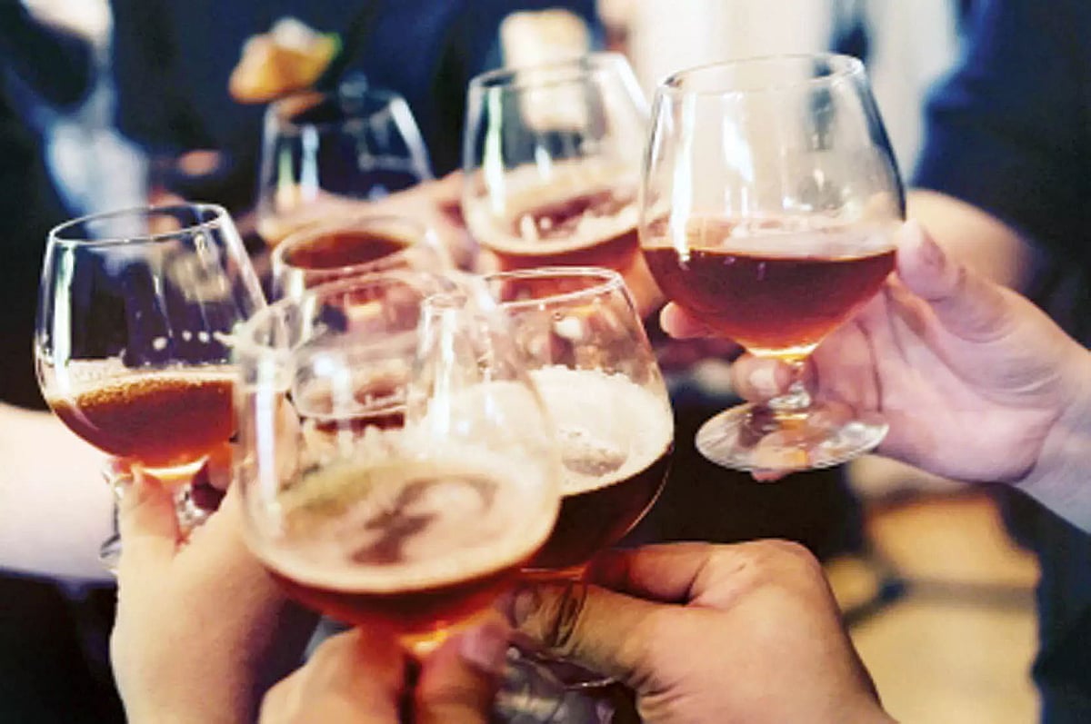 Heavy alcohol consumption can put young adults at high stroke risk ...