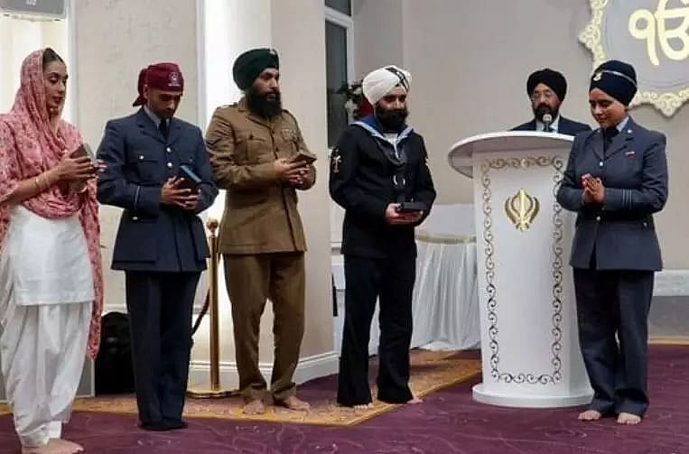 Sikh prayer books issued to UK military personnel after 100 years