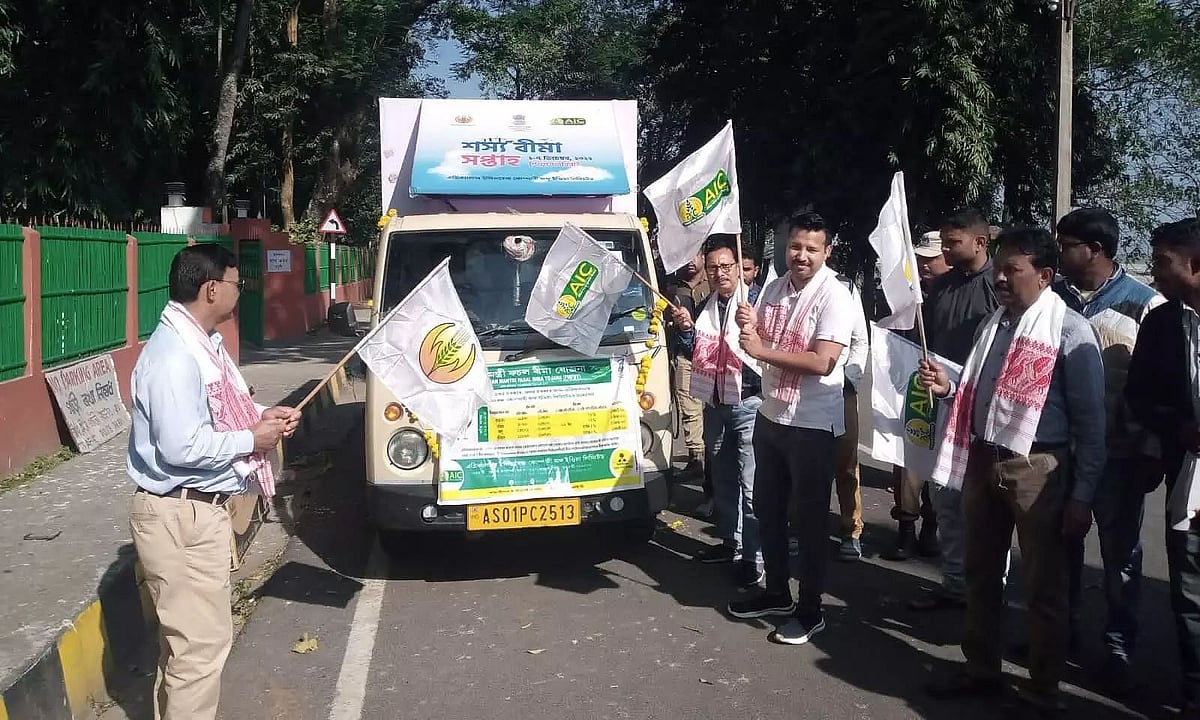 Publicity van of Agriculture Insurance Week flagged off in Dhubri