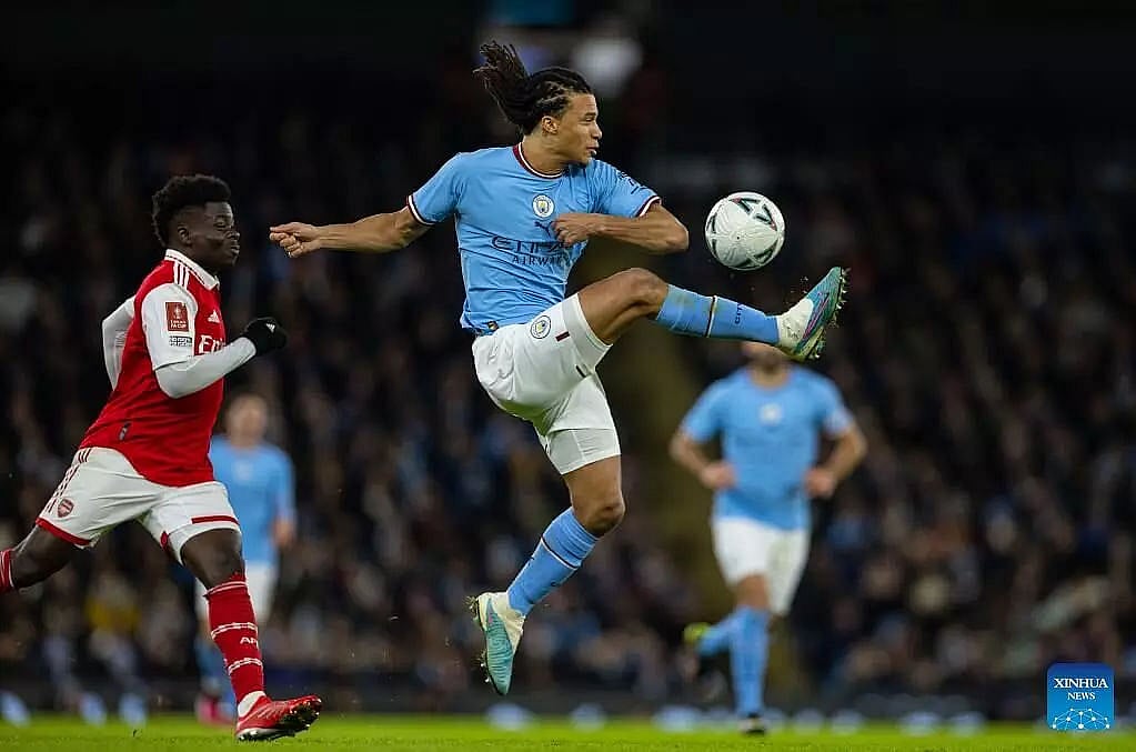 Manchester City oust Premier League leaders Arsenal