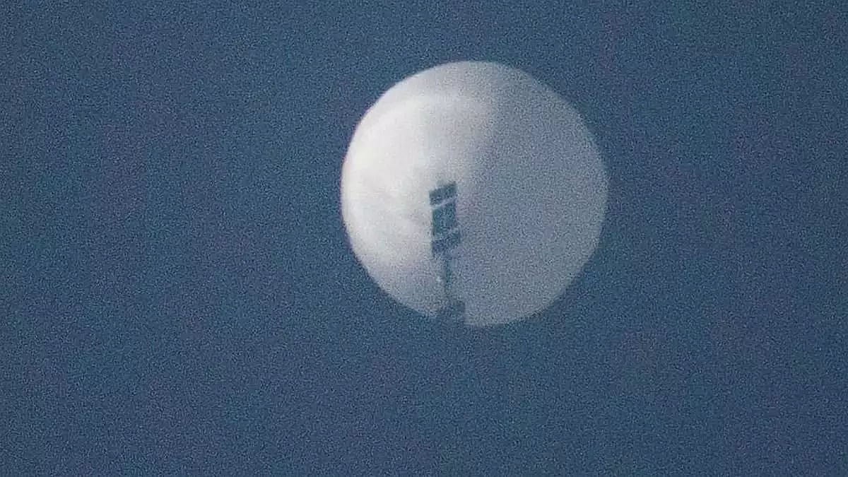 Huge Chinese Balloon Causes Panic in the United States
