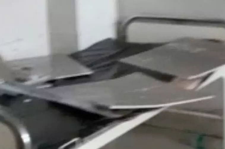 Ceiling collapses once again in Lakhimpur Medical College and Hospital ...