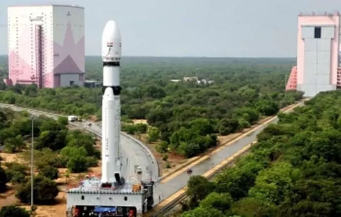 36 OneWeb satellites carried by India’s LVM3 rocket begin orbiting