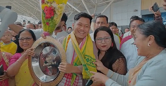 MasterChef India Winner Nayanjyoti Saikia Arrives in Dibrugarh