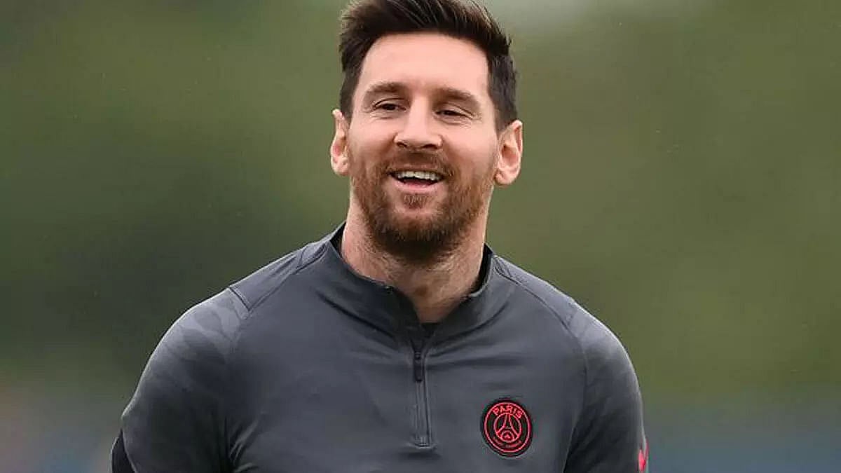 Lionel Messi scores and assists to lift Paris Saint-Germain out of slump