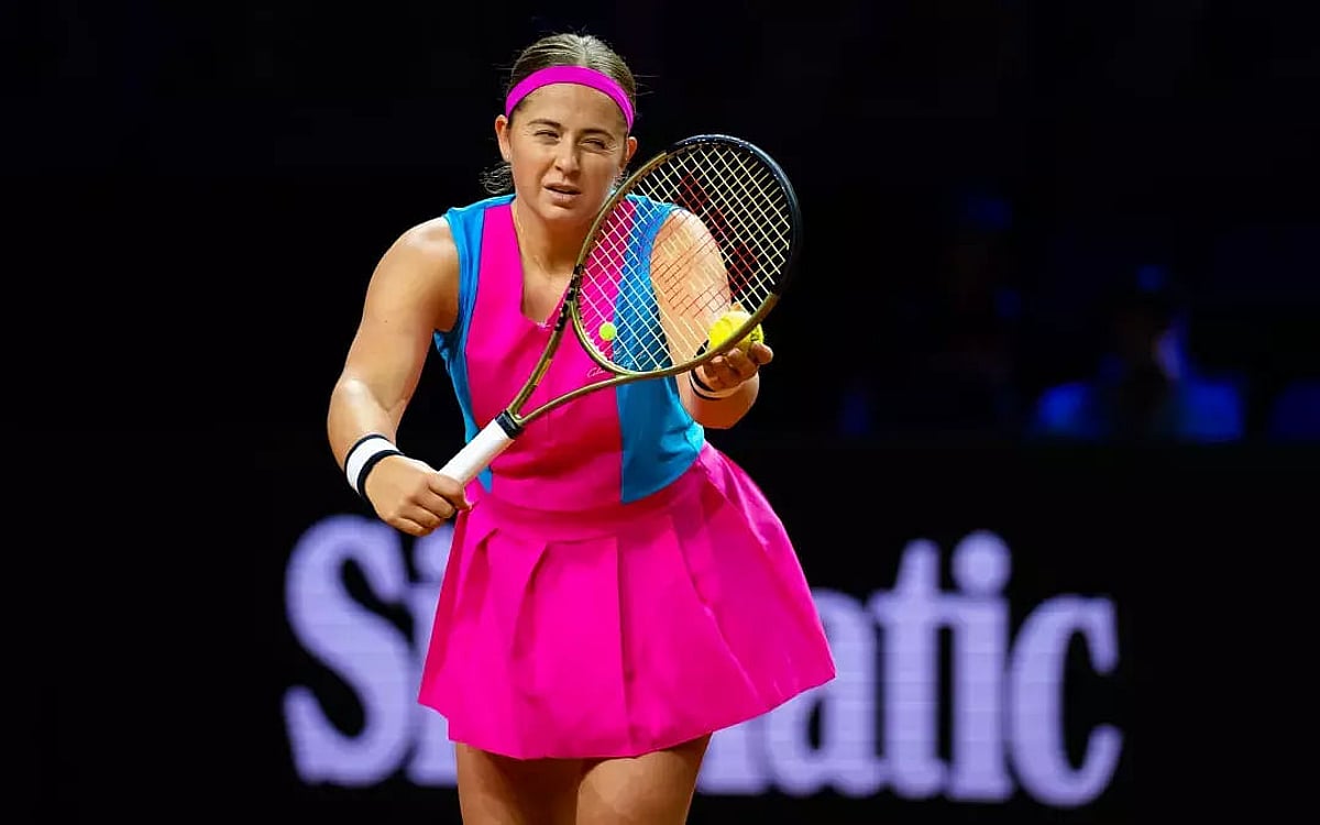 Jelena Ostapenko Overpowers Raducanu In Opener To Face Jabeur Next