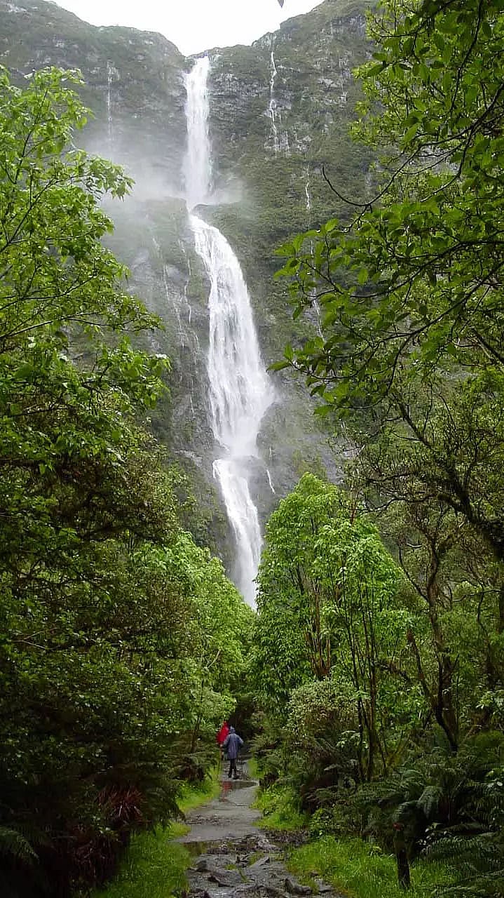8 world's most beautiful waterfalls