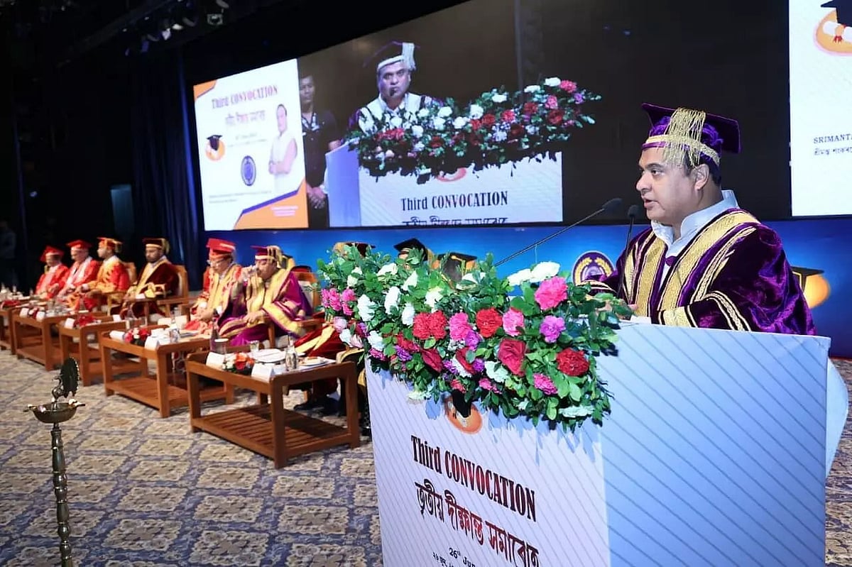CM Himanta attends 3rd convocation of Srimanta Sankaradeva University ...