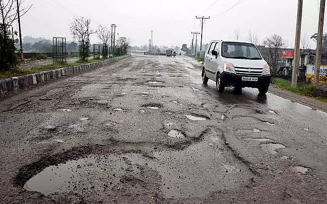 Dilapidated road condition in Thowra