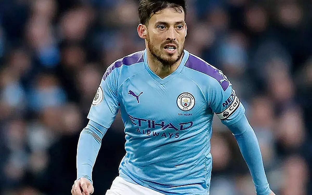 Real Sociedad’s David Silva suffers serious knee injury