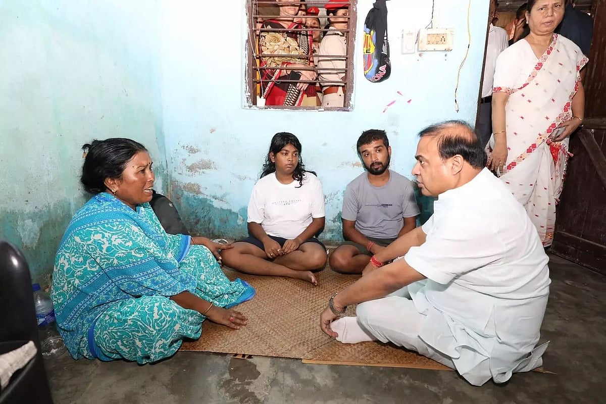 Golaghat Triple Murder Case: CM Dr. Himanta Biswa Sarma visits family ...