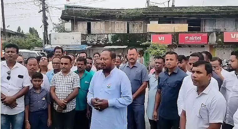 Sootea MLA Padma Hazarika inaugurated Green Itakhola Clean Itakhola Mission