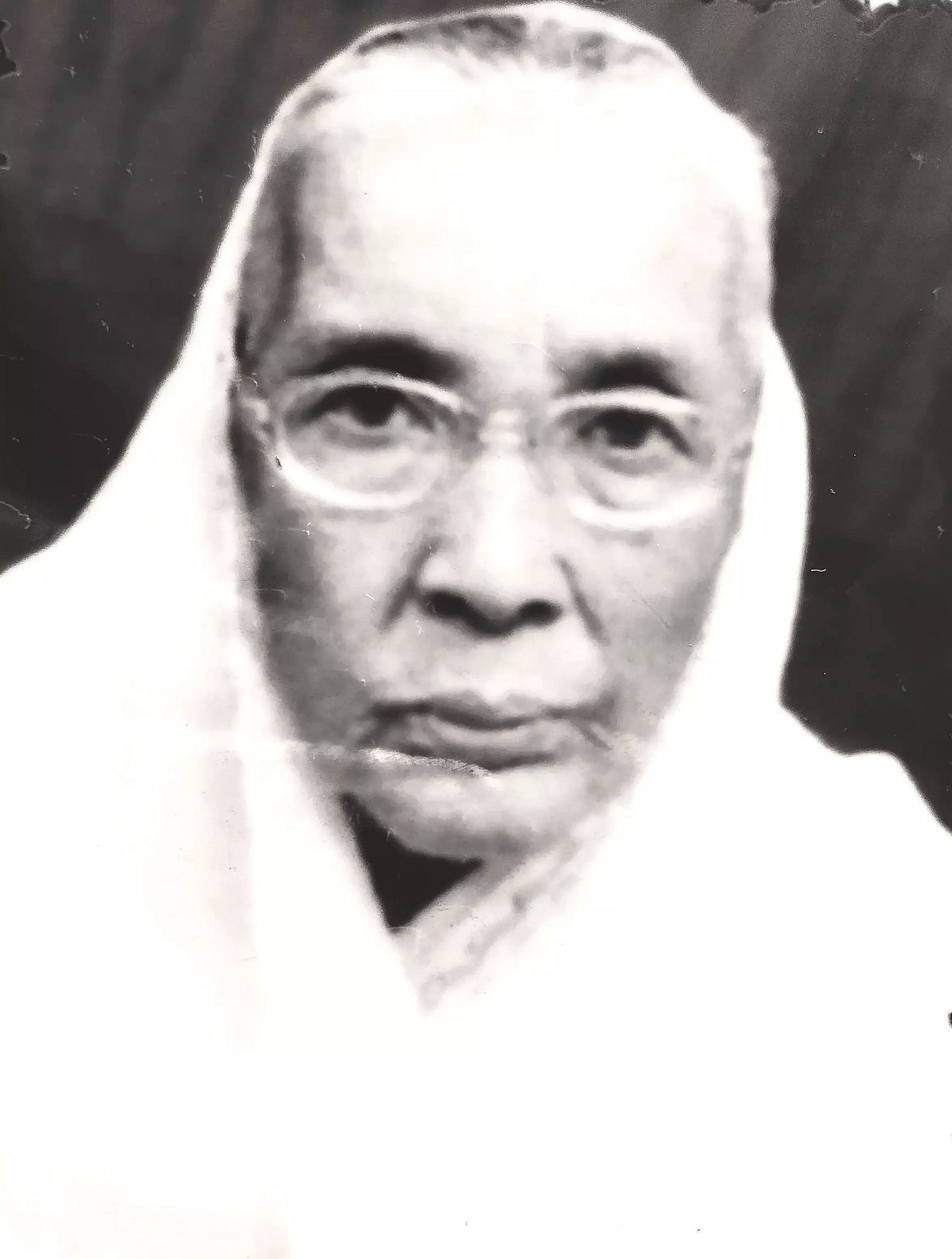 A tribute to Junu Malakar