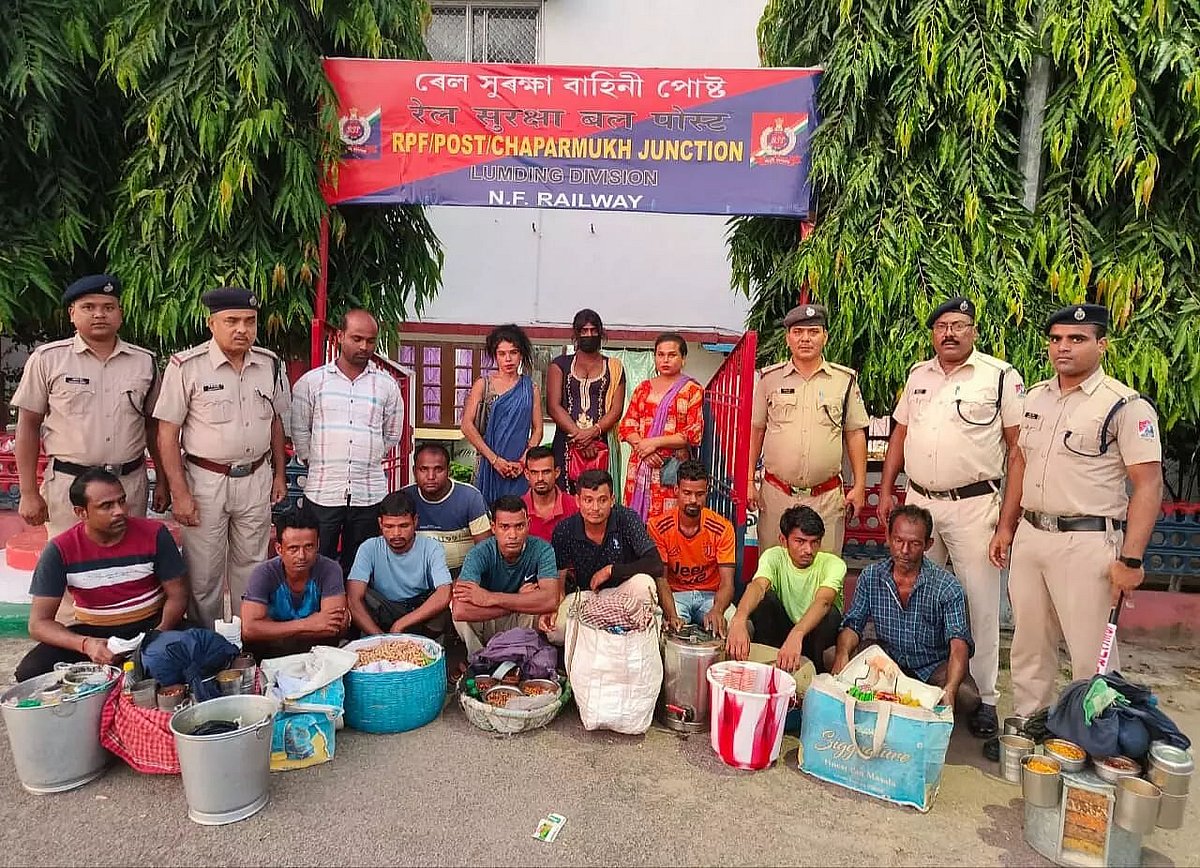 Assam: RPF Chaparmukh Arrests 11 Unauthorised Vendors from Different ...