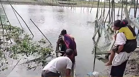 Assam: Over 20 Students Injured as Bamboo Bridge Collapses in Dhemaji ...