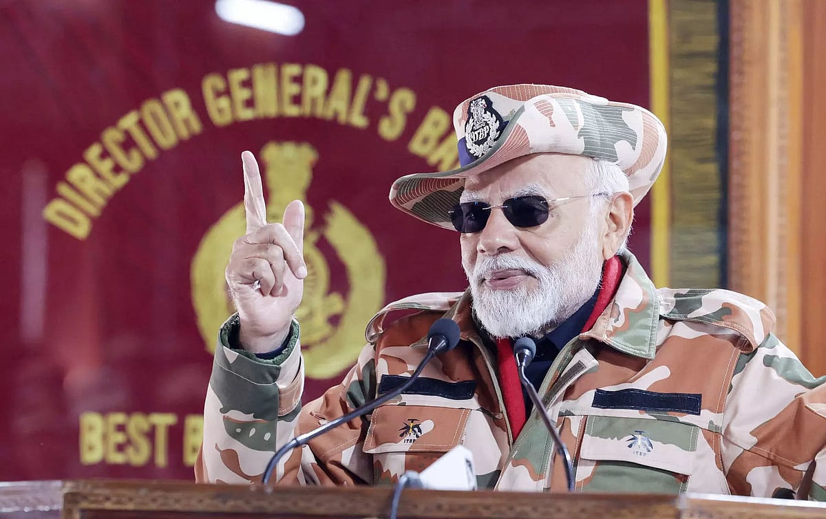 PM Narendra Modi: India safe so long as brave soldiers are standing on ...