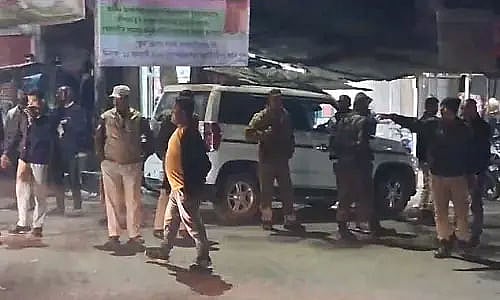 Assam: Altercation Between Public and Police Regarding Uncontrolled ...