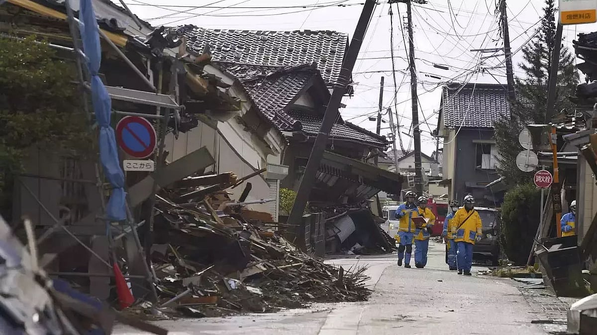 Japan earthquake toll spikes to 161, 103 missing