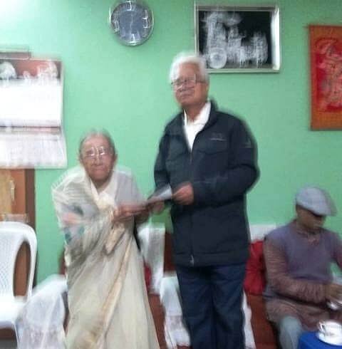 Benevolence of Octogenarian Teacher Sets Example