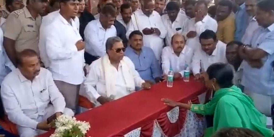 Siddaramaiah loses temper as woman raises issues in constituency