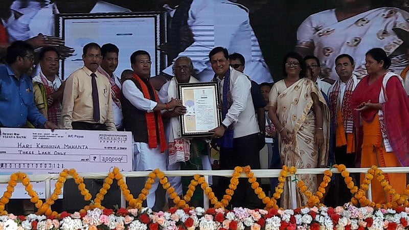 Chief Minister urges people to publicize works of Gurudev Kalicharan ...