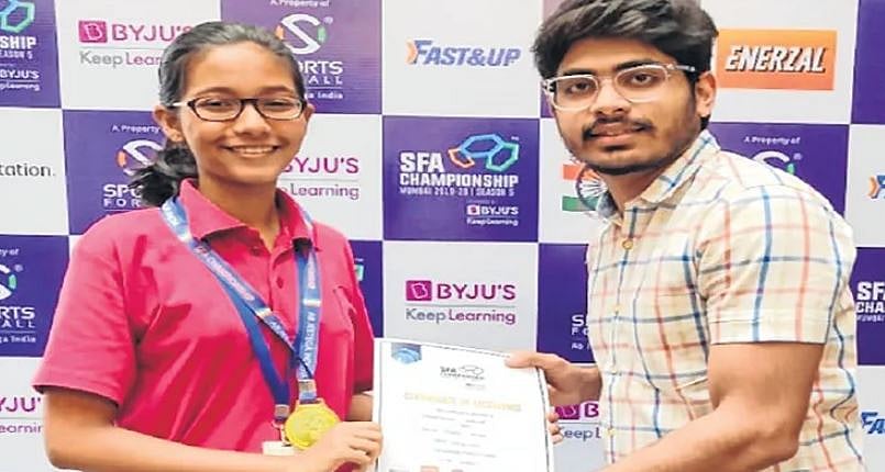 Aakarsh Gupta & Sameeksha Sarkar win SFA chess competition