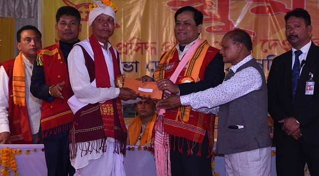 Historic Jonbeel Mela concludes with traditional barter system