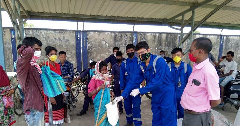 Bharat petroleum NRL unit distributed Relief items to Lettekujan Tea Estate