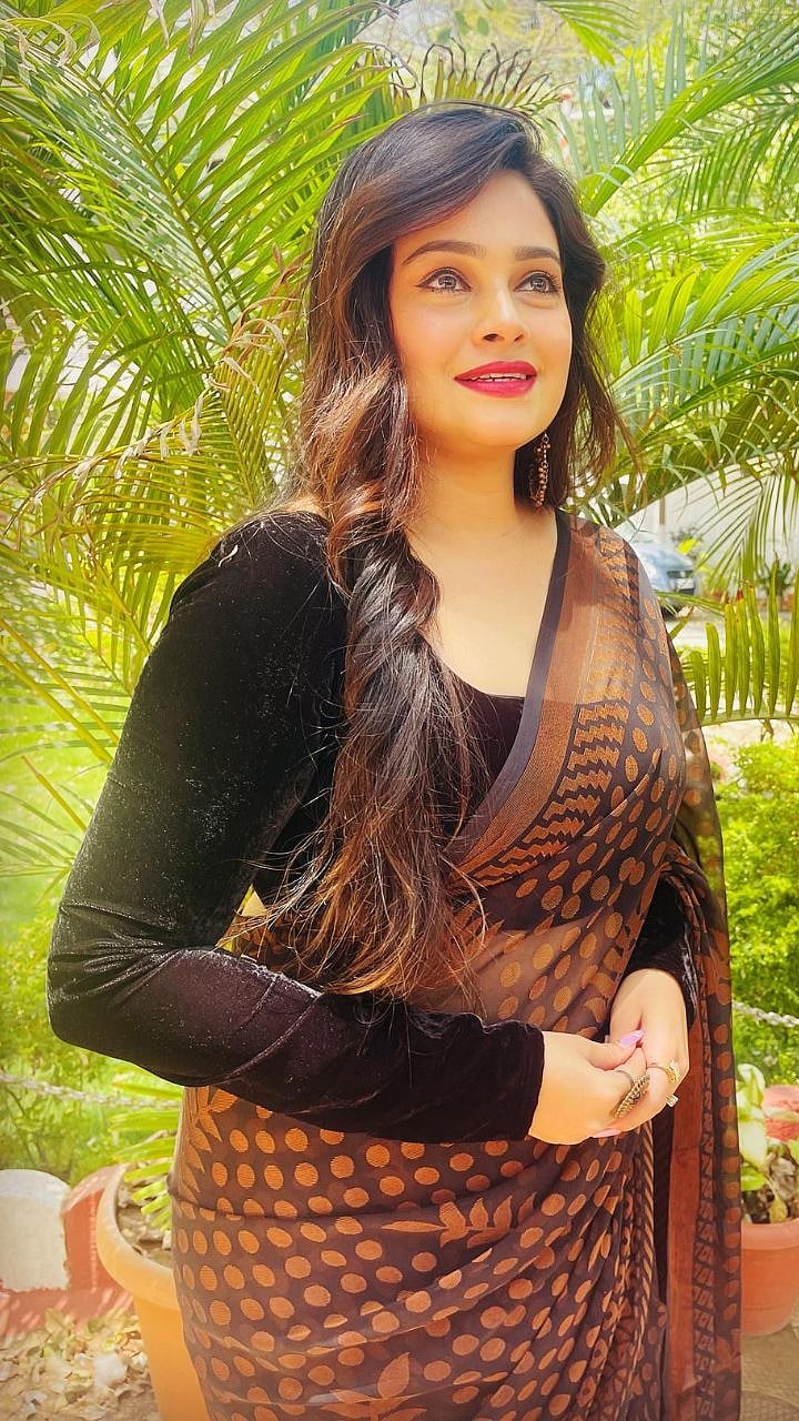गोव्याच्या किनारी भेटली मनातली परी.. Siddhi Patne