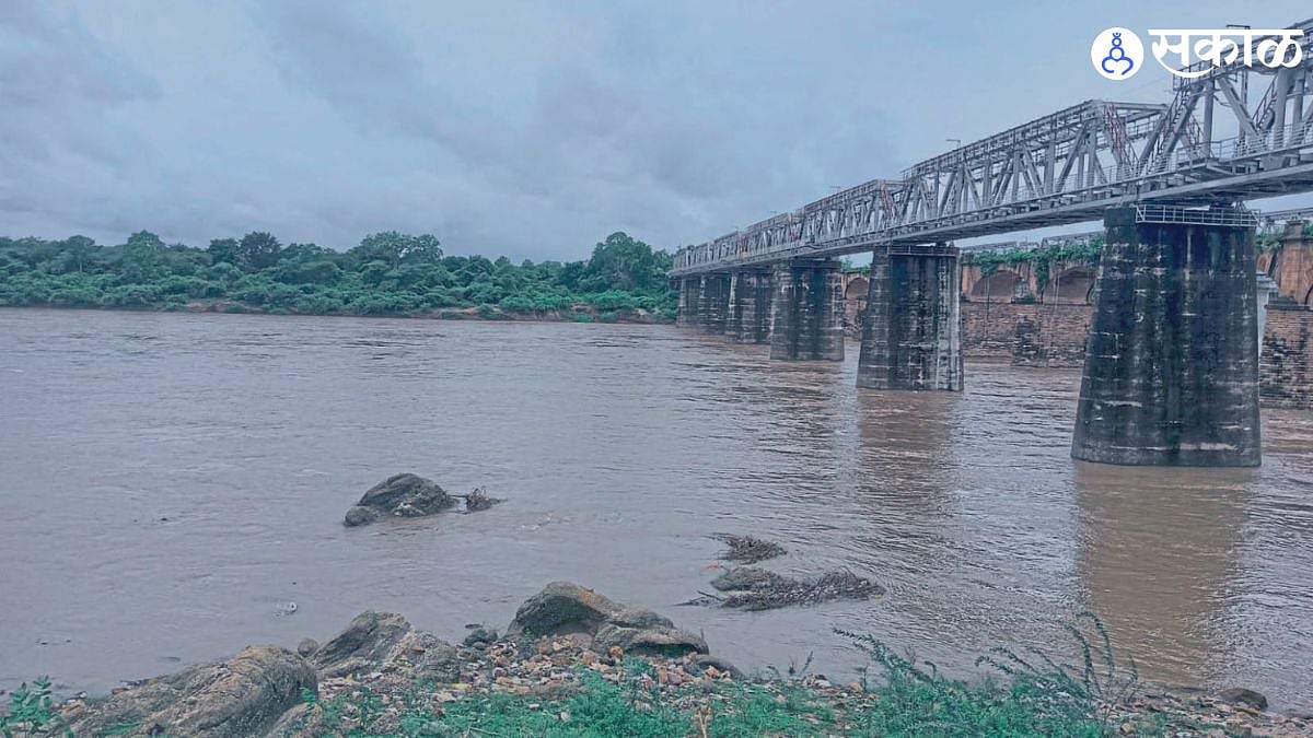 kanhan river water level rise alert issue by administration to near ...