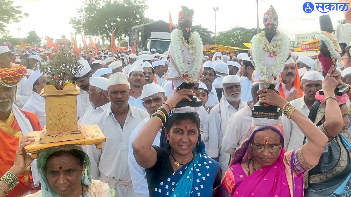 Ashadhi Wari : सकल संतांचा पालखी सोहळा पंढरीतPalkhi ceremony of all ...