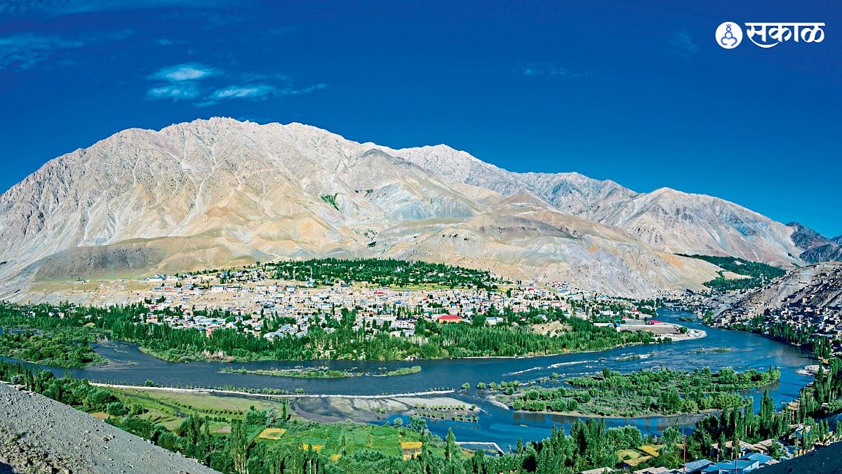 Kargil Vijay Diwas : 'कारगिल' मी पाहिले तसे...Kargil Vijay Diwas'Kargil ...