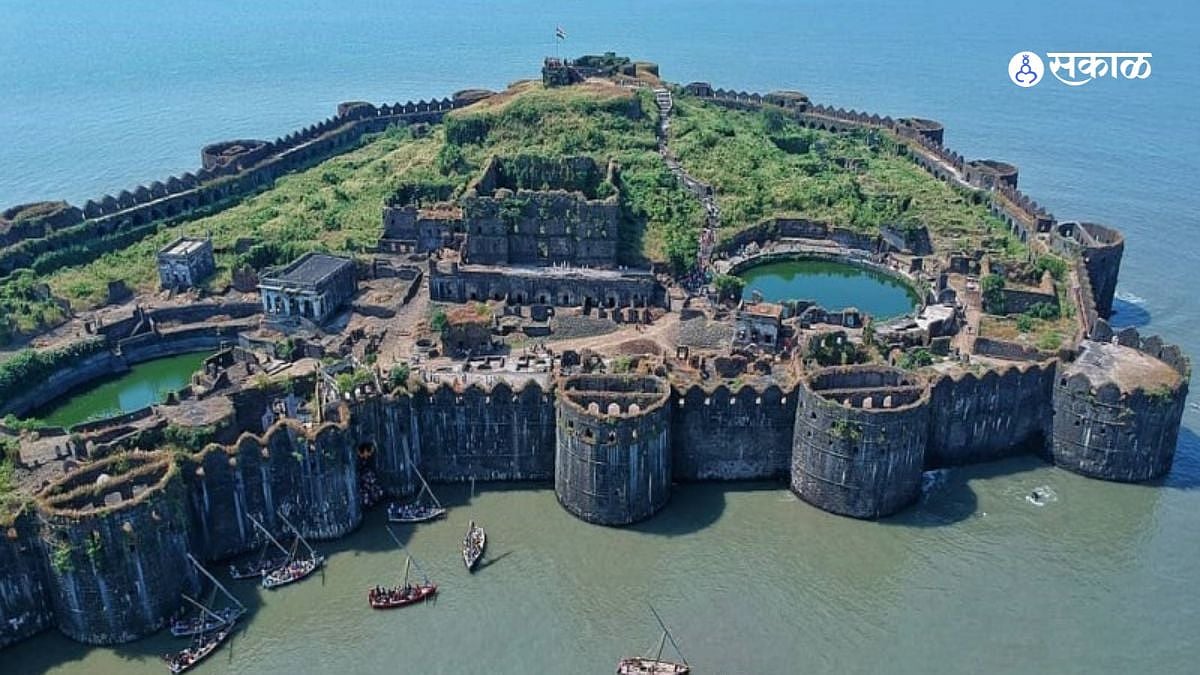 Janjira Fort: जंजिरा किल्‍ला पर्यटकांसाठी खुला; स्थानिक उद्योग ...