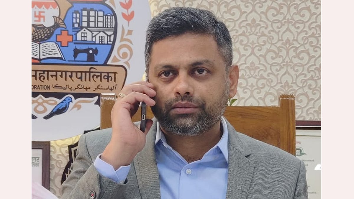 Ulhasnagar News : उल्हासनगर आयुक्त विकास ढाकणे यांची अवघ्या साडेचार ...