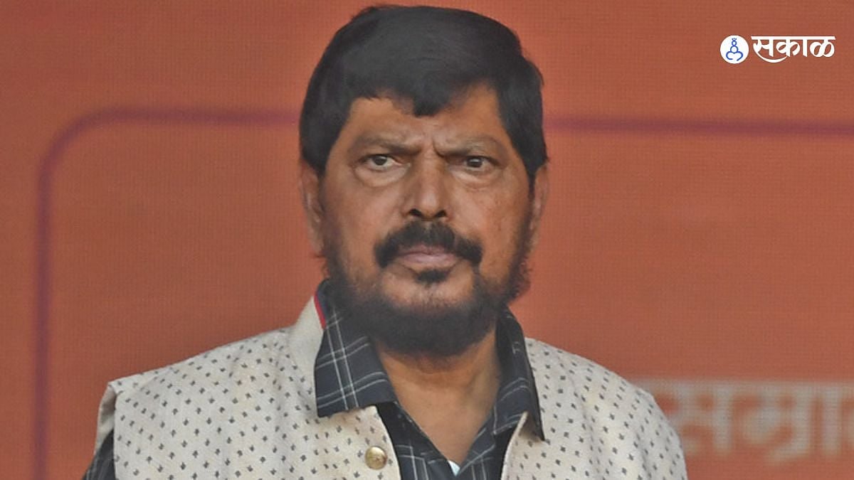 Ramdas Athawale : तोतया शिक्षकाकडून पैसे उकळण्याचा प्रयत्न : रामदास ...