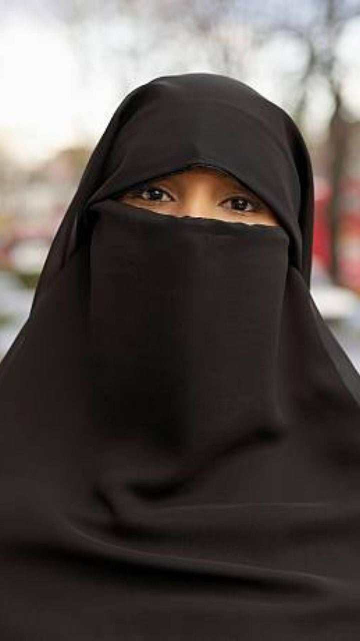 Why do women wear the burqa in Islam | इस्लाम धर्मामध्ये बुरखा का ...