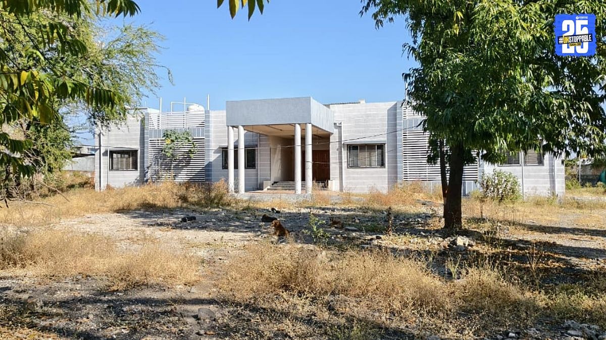 Yermala Government Rest House, PWD Neglect, Osmanabad News Dharashiv ...