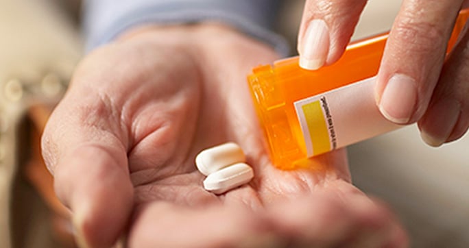 Corona Tablet | लस राहू द्या, आता गोळी आली! कोरोना टॅब्लेटला ...