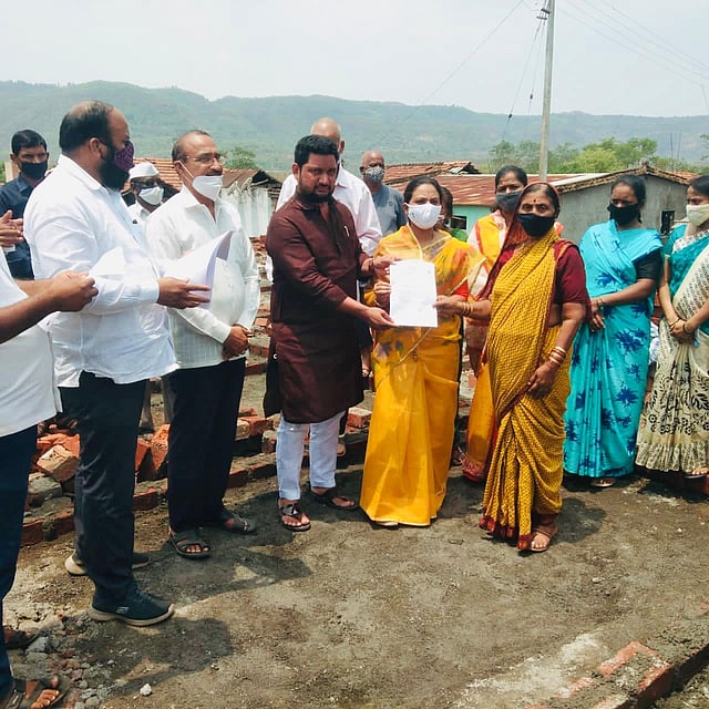 बहुली येथील जळीतग्रस्तांसाठी निधी मंजूर; 22 कुटुंबांना मिळणार लाभ