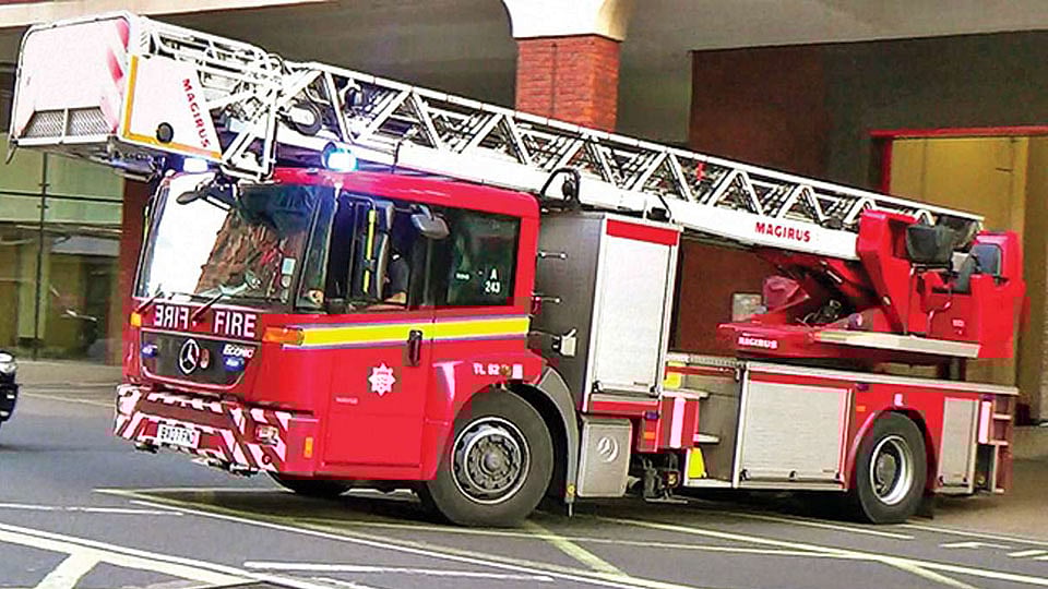 Pune: आयओटी प्रणालीद्वारे रोखणार गगनचुंबी इमारतींमधील आग|Pune Fire Management System for ...