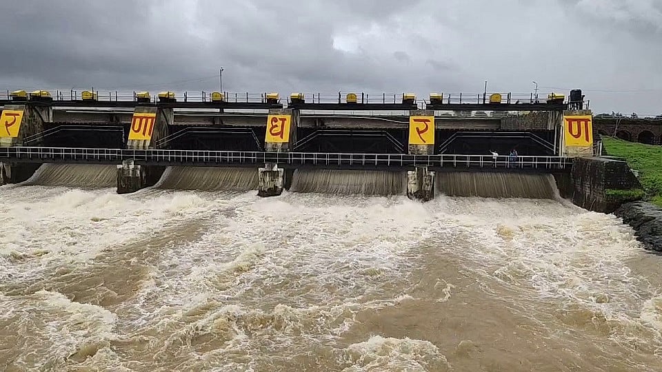 Water Reservation : दारणा समूहातून 100 दशलक्ष घनफूट पाणी | Water ...