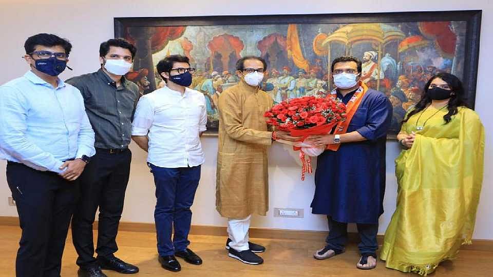 'चला !!! मनसे विद्यार्थी सेनेचं ग्रहण सुटलं', अभिजीत पानसेंचा मार्मिक टोला