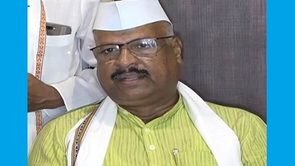 Abdul Sattar: सॉरी बोललो...सुप्रिया सुळेंवरील वक्तव्यावर ठाम असणारे ...